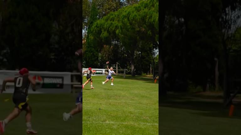 This Kid’s 1 Hands Are Crazy 🤯